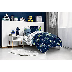 Jay Franco Disney Pixar Lightyear Space Command 7 Piece Full Size Bed Set - Includes Comforter & Sheet Set - Bedding Features Buzz - Super Soft Kids Fade Resistant Microfiber