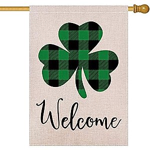 HUGSVIK St Patricks Day House Flags, 28 x 40 Double Sided Saint Patrick's Day Welcome House Flags, Buffalo Plaid Shamrock St Patrick’s Day Decorations Irish Decor for Farmhouse Garden Yard Porch