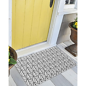 Indoor Outdoor Mats, Black and White Leaf Tile Pattern Door Mat, Non-Slip Absorbent Resist Dirt Entrance Mat Washable Welcome Mats for Entryway, Low-Profile Floor Mats