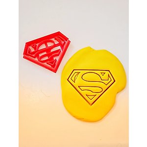 T3D Cookie Cutters Super man Cookie Cutter, Suitable for Cakes Biscuit and Fondant Cookie Mold for Homemade Treats, 3.54 in x 2.68 in x 0.55 in
