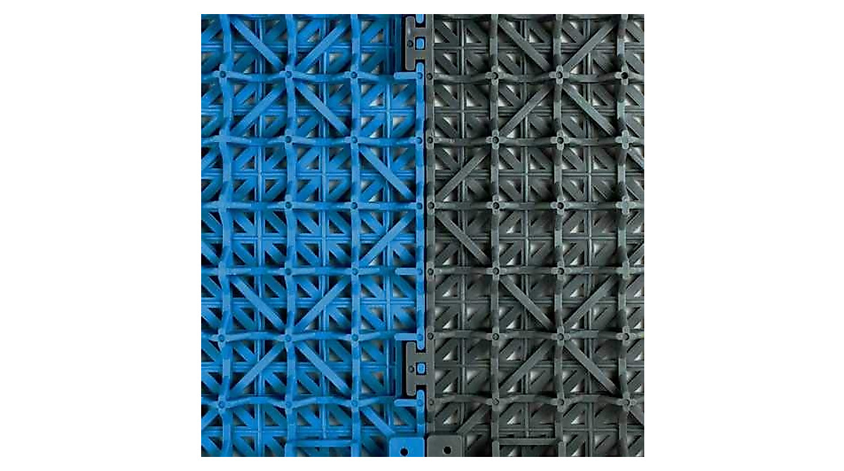 VinTile Interlocking Cushion Floor Tiles: Non-Slip Drainage