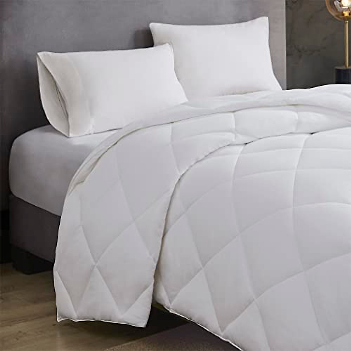 Sleep Philosophy Thinsulate Fibers 3M Scotchgard Moisture Wicking Down Alternative Comforter with 300TC Cotton Sateen Cover, King, White