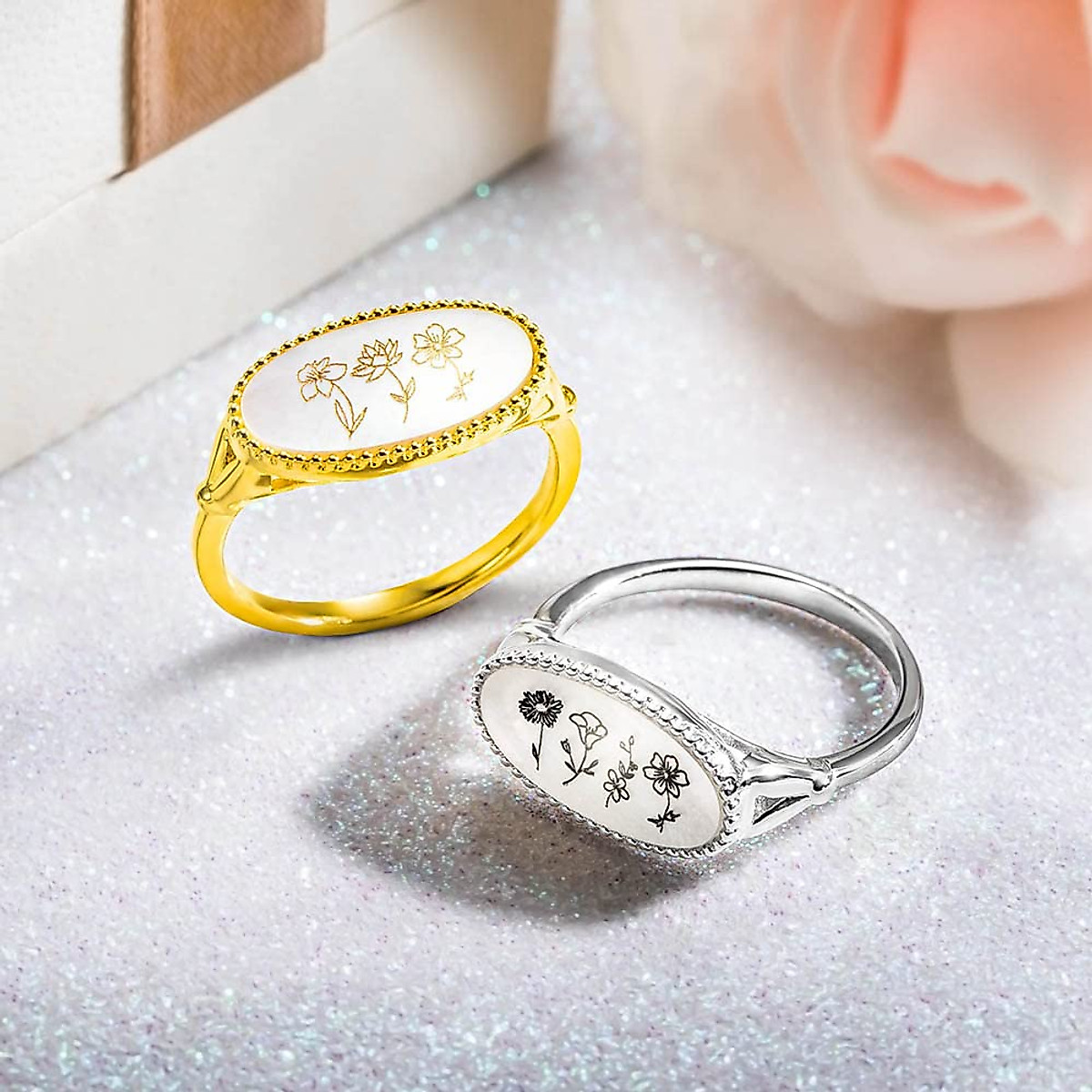 Dearlovey Personalized Birth Flower Ring for Mom/Wife