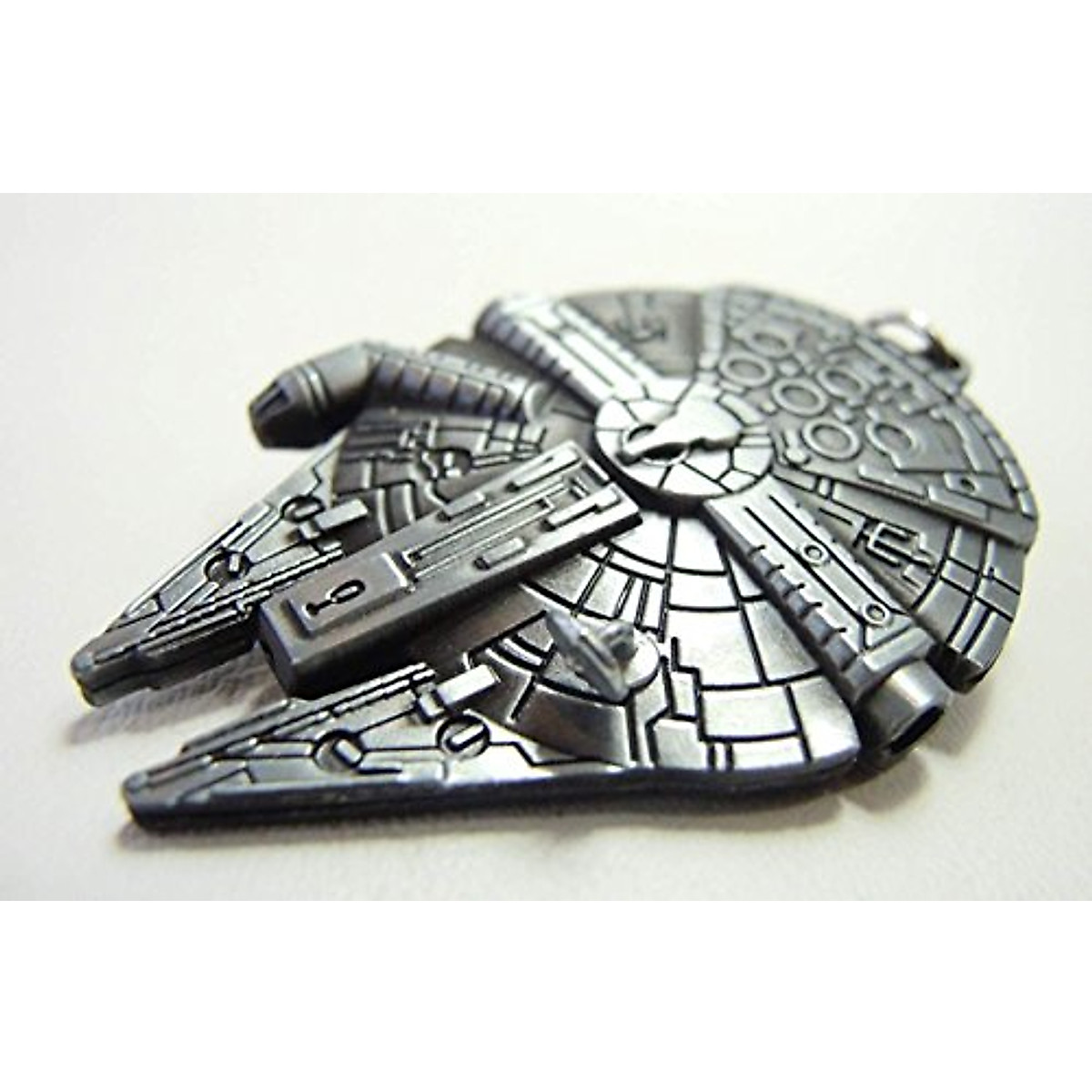 Star Wars Millennium Falcon Spaceship Alloy Keychain (Pewter)