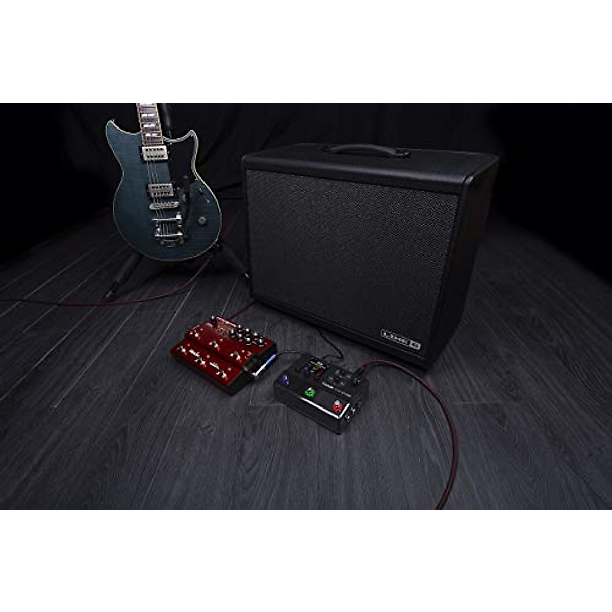 Line 6 HX Stomp Multi-Effects Guitar Pedal, Black