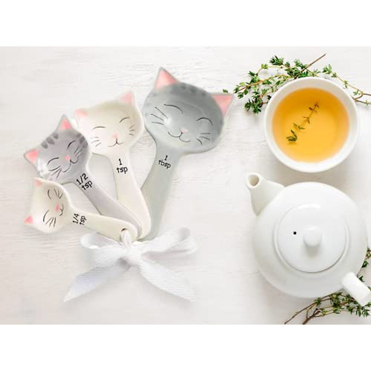 Cat Shaped Ceramic Measuring Spoons - Gift for Any Cat Lover - Cat Ceramic Measuring Spoons Baking Tool - Creative Functional Kitchen Decor - Comes in White and Gray - Set of 4
