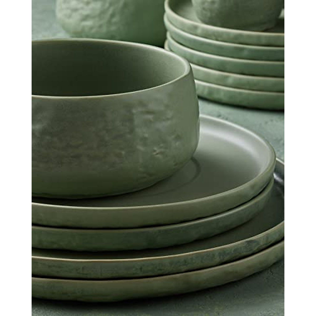 Stone by Mercer Project SHOSAI 16-Piece Stoneware Dinnerware Set, Plates and Bowls Set, Modern Dishware set fo 4, Sage