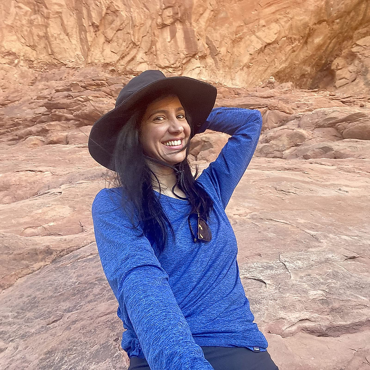 HSELL Womens UV Protection Wide Brim Sun Hats Cooling Mesh Ponytail Hole Cap Foldable Travel Outdoor Fishing Hat (Black)