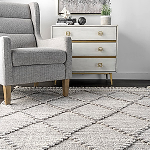 nuLOOM Skylar Geometric Trellis Tassel Area Rug, 7x9, Beige