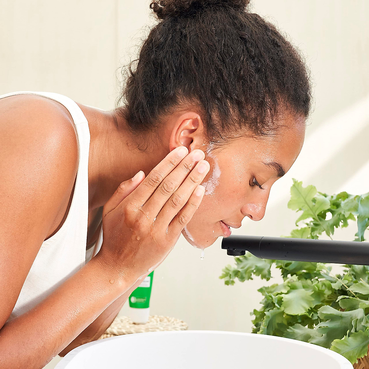 Weleda Skin Food Face Care Nourishing Oil-to-Milk Cleanser, 2.5 Fluid Ounce, Plant Rich Cleanser with Sunflower Seed Oil, Chamomile Extract and Pansy