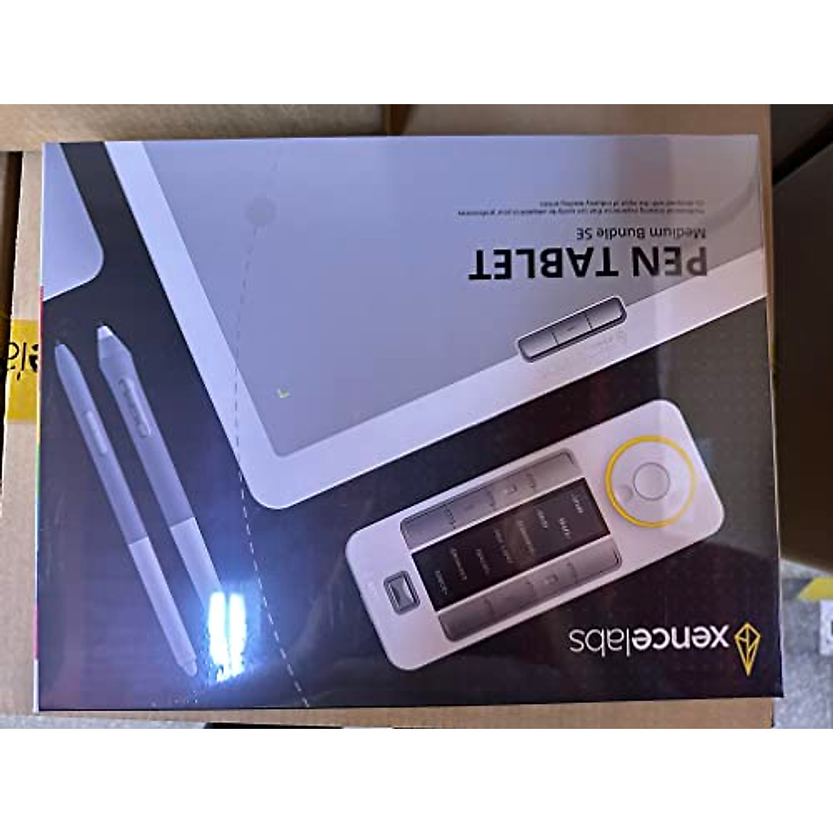 XENCELABS Drawing Tablet Medium, Computer Graphic Tablets with 40 Customizable Quick Keys, 12" Ultrathin Pen Tablet with 2 Battery-Free Stylus, 8192 Levels Pressure for Win/Mac/Linux, Nebula White