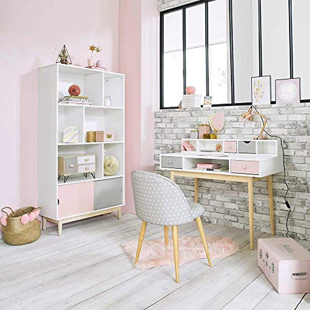 Super Soft Pink Faux Fur Area Rugs, Fuzzy Fluffy Sheepskin Chair Seat Cover, Shaggy Furry Floor Mat, Carpet for Nursery Rugs Living Room Bedroom Bedside, 2 x 3 Feet