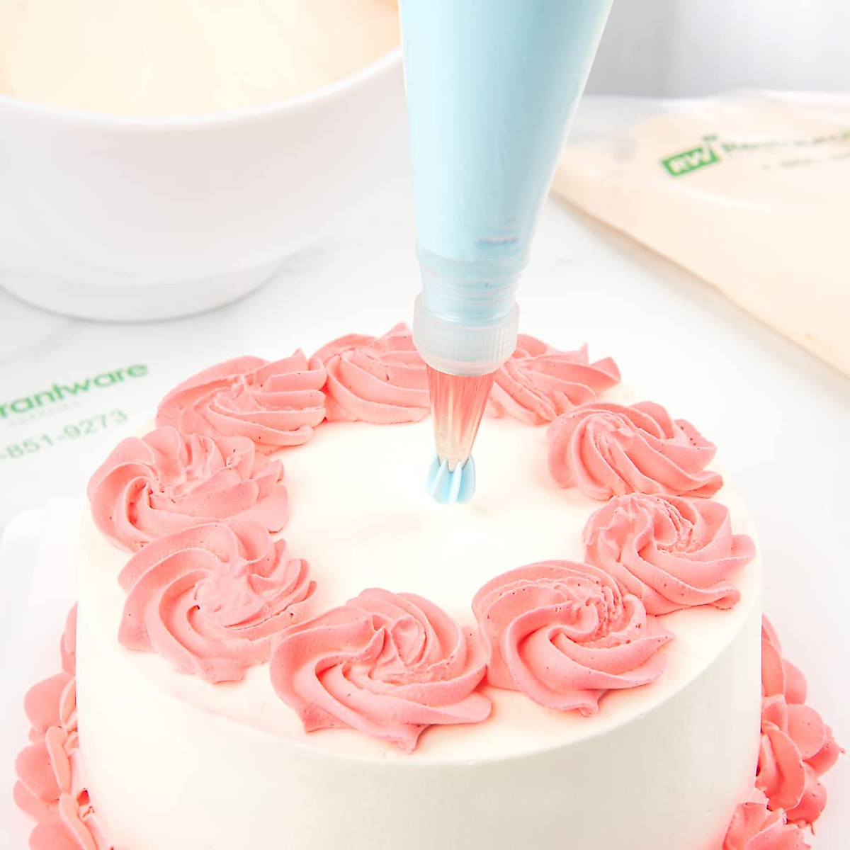 Restaurantware Pastry Tek Decorating Tip Star 1 Reusable Star Piping Tip - #31 Dent-Resistant Stainless Steel Closed Star Tip Dishwasher-Safe Decorate Cupcakes Cakes or Cookies