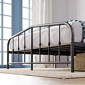 Zinus Heidi Metal Platform Bed Frame/Steel Mattress Foundation/Bed Frame with Headboard and Footboard/No Box Spring Needed/Easy Assembly, Black, King