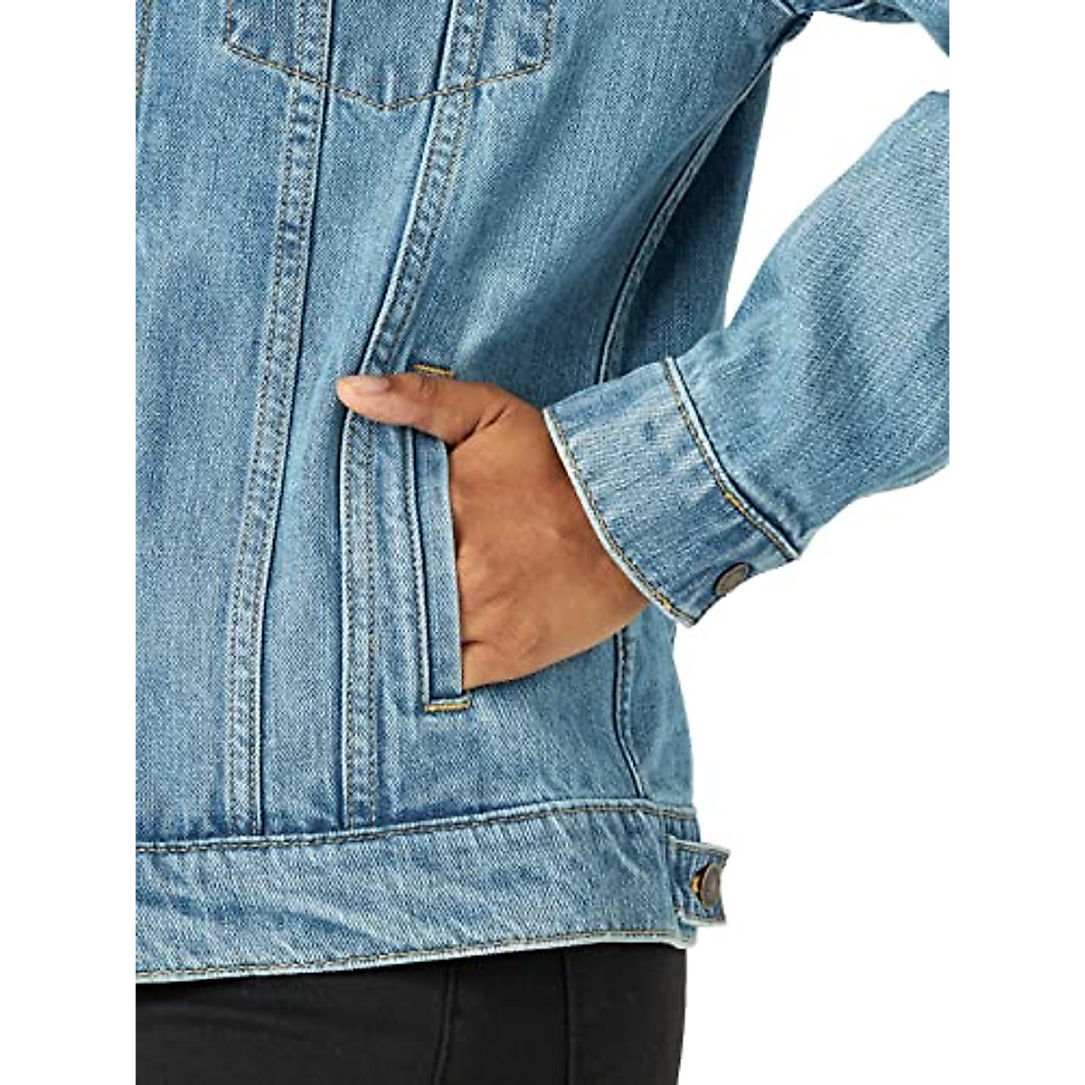 Wrangler Women's Relaxed Fit Memory Maker Jean Jacket, Basin, Large
