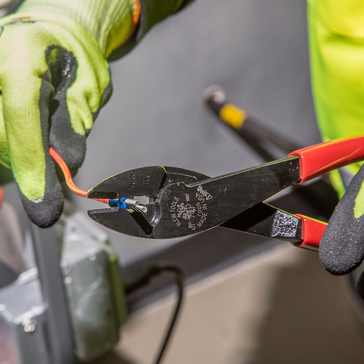 Dipped Plier Kit, Diagonal-Cutting, Needle-Nose, Side-Cutting High Leverage Linesman Pliers, Cutter and Crimper, 5-Piece