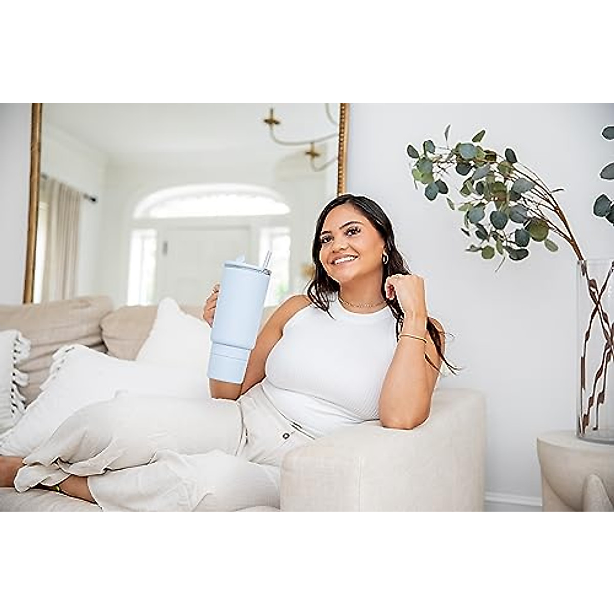 Ello Port 40oz Tumbler with Carry Loop & Integrated Handle, Vacuum Insulated Stainless Steel Reusable Water Bottle, Travel Mug with Leak Proof Lid & Straw for Iced Coffee & Tea, Halogen Blue