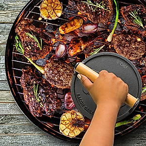 Commercial Chef Pre-Seasoned Cast Iron Press with Easy Grip Wooden Handle, 7-Inch Surface with Grill Marks, Chef Press Round Grilling Accessory