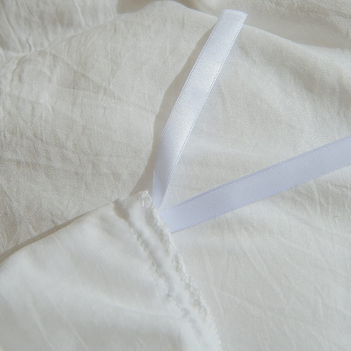 MOOWOO Boho Chic Bedding Twin Size,2 PC White Tufted Tassel Duvet Cover Set,Aesthetic Bedding,Solid,Soft and Breathable with Zipper Closure & Corner Ties