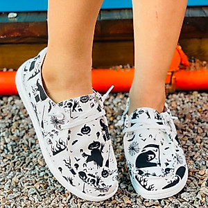 Halloween Decorations Womens Slip on Walking Shoes,Fashion Halloween Pumpkin Print Canvas Low Top Sneakers,Slip on Flats Walking Loafers Shoes Casual Comfortable Canvas Sneakers for Women Girl Party