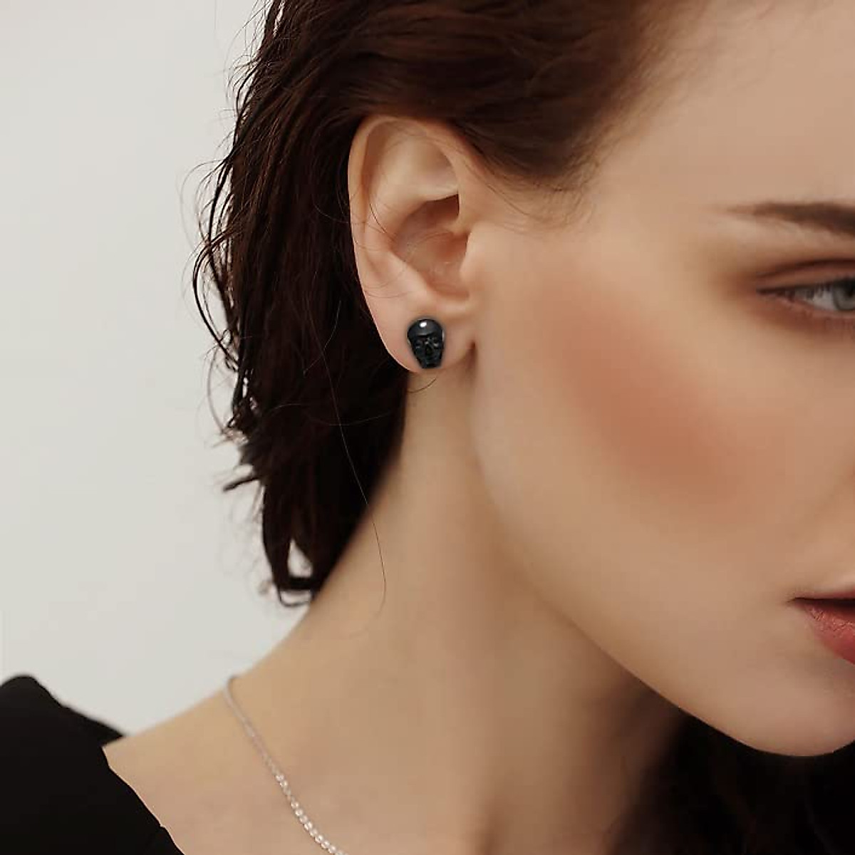 2 Pairs Punk Stainless Steel Stud Skull Earrings for Men Women Silver Black Rock Ear Piercing Earrings