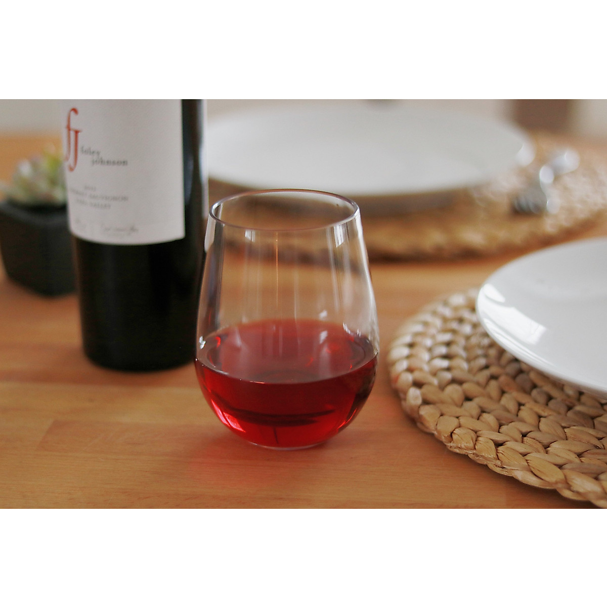 BONDII Unbreakable Stemless Wine Glasses (Set of 4) - 20 oz Shatterproof Tritan Plastic Wine Cups - 100% Top Rack Dishwasher Safe - For Indoor or Outdoor Use