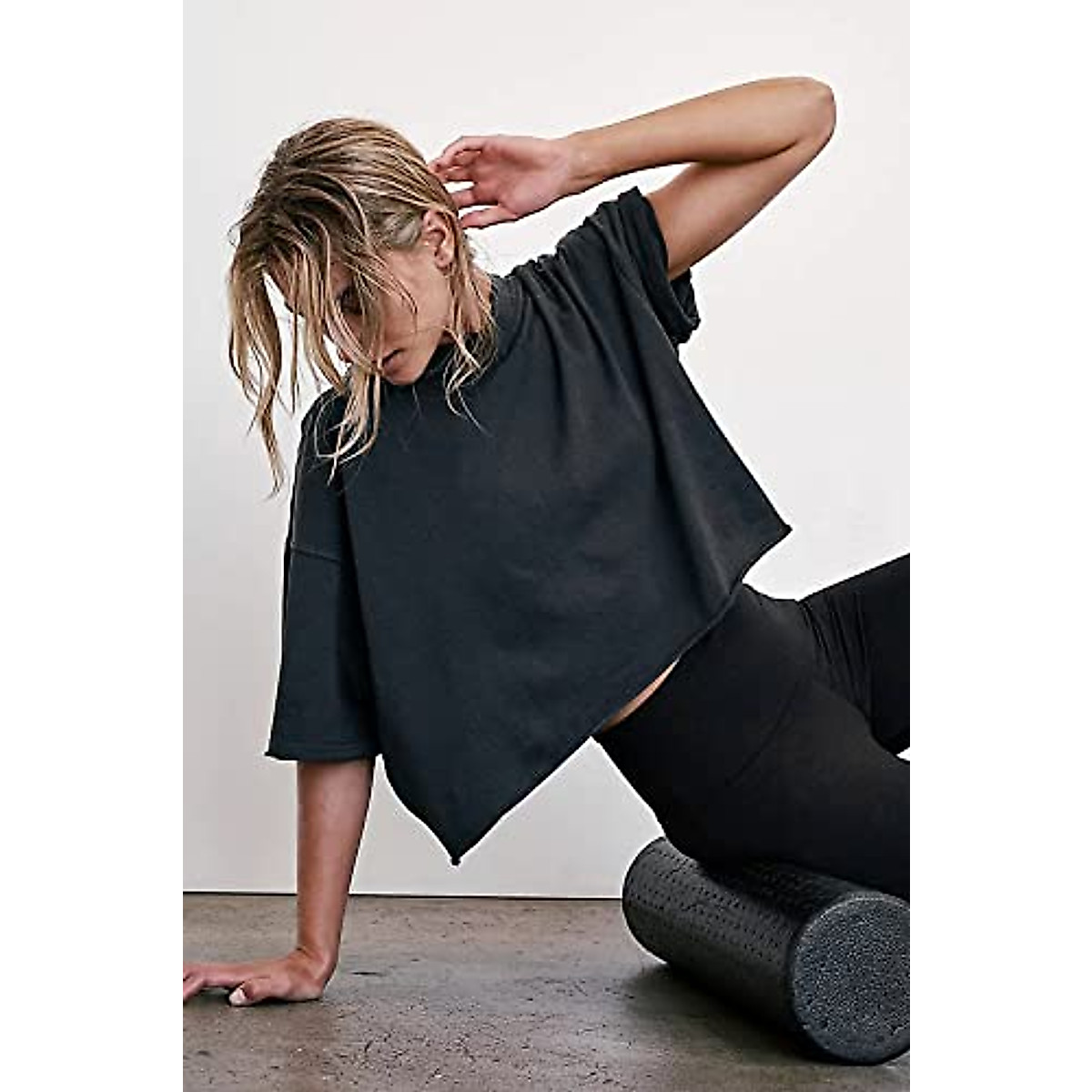 Women's Oversize Crop Tops Casual Half Sleeve Drop Shoulder T-Shirts Roll Hem Basic Workout Loose Yoga Athletic Running Tees Black S