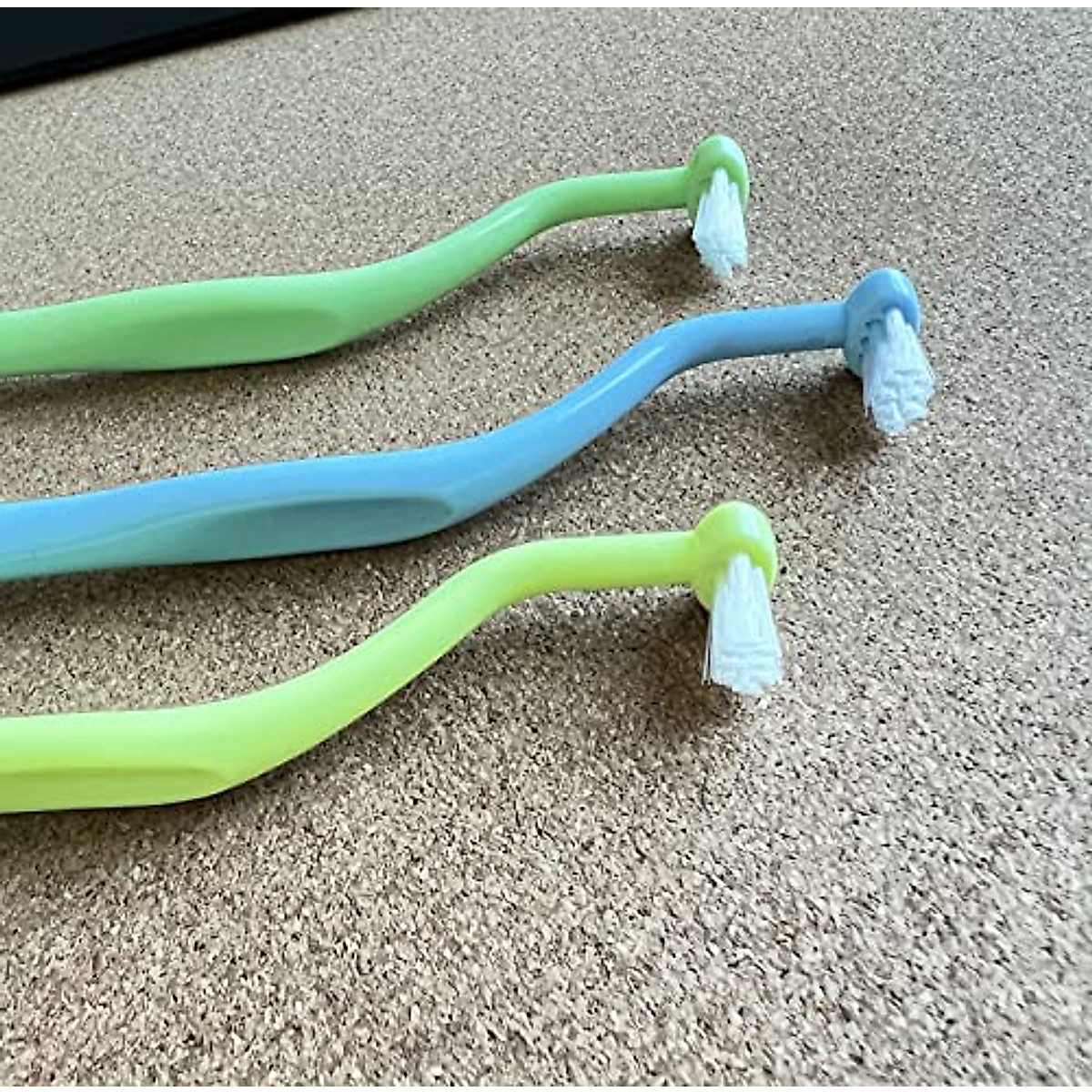 HRASY Orthodontic Toothbrush Small Tuft Toothbrush Tiny Compact Interspace Brush for Dental Implants, Braces and Teeth Detail Cleaning, 4 Pieces (4 Colors D)