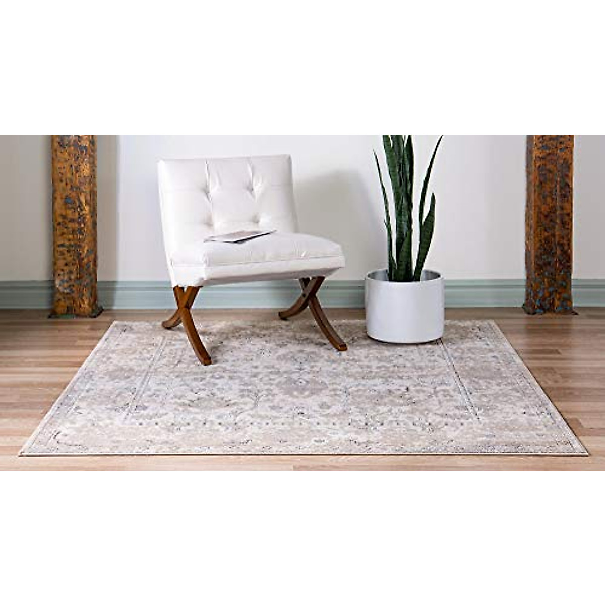 Rugs.com Oregon Collection Rug – 4 Ft Square Ivory Low-Pile Rug Perfect for Living Rooms, Kitchens, Entryways
