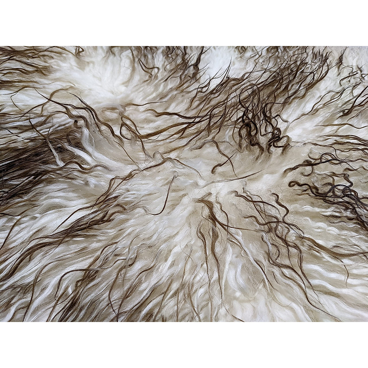 Home Collezione by Salvani Genuine Icelandic Sheepskin Rug Throw (Shade of Brown - Curly Pile) 24"x36"