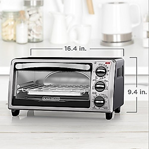 BLACK+DECKER 4-Slice Convection Oven, Stainless Steel, Curved Interior fits a 9 inch Pizza, TO1313SBD