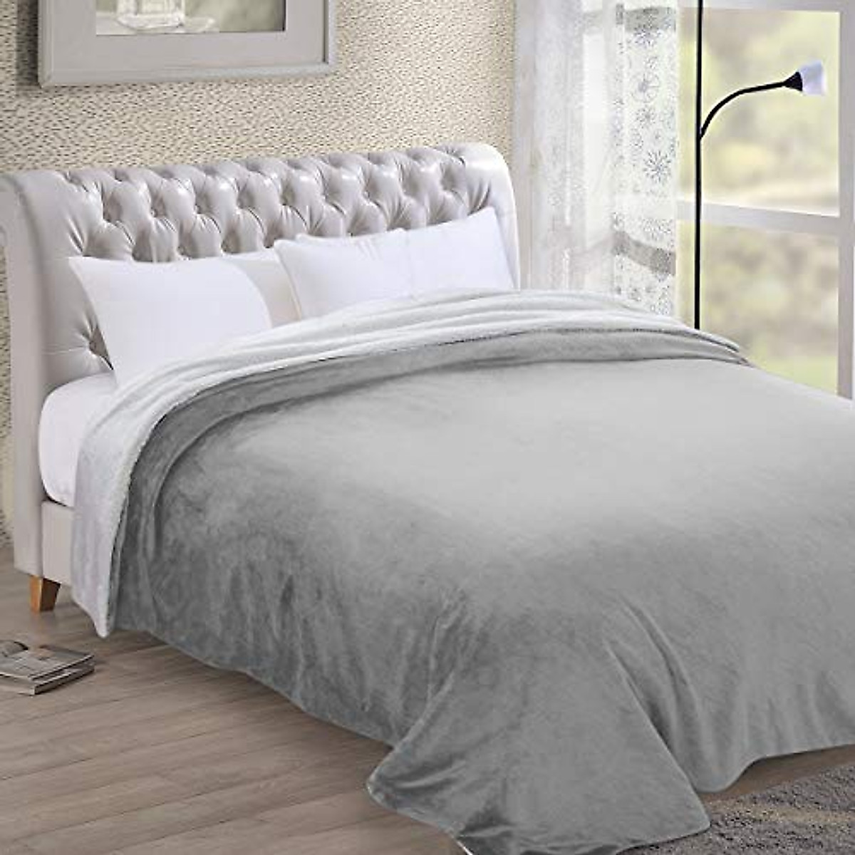 HOMEIDEAS Sherpa Blanket Queen/Full Size Extra Soft Fleece Blankets for All Season Fuzzy Warm for Bed Couch 90 x 90 Inches,Light Grey