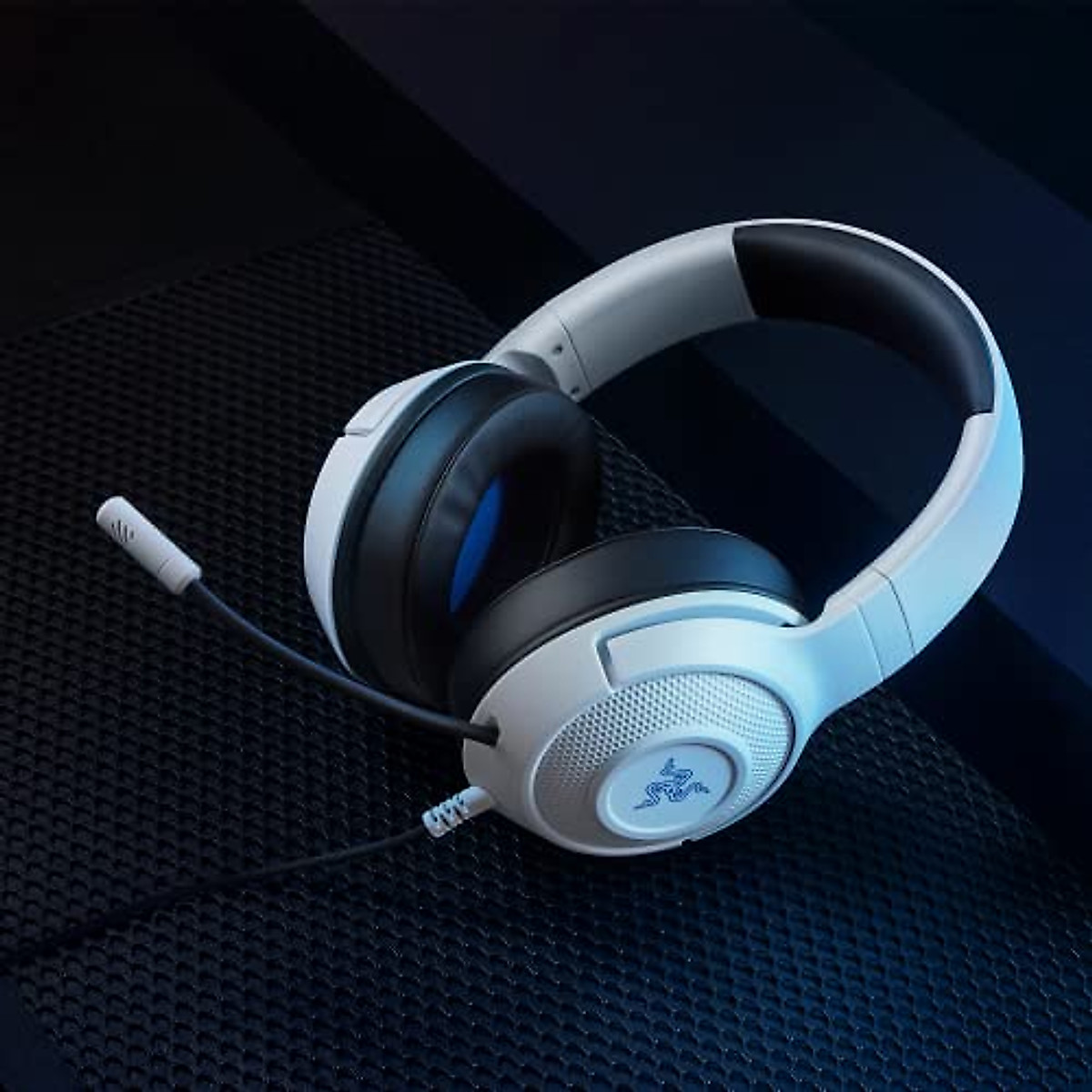 Razer Kraken X Ultralight Gaming Headset: 7.1 Surround Sound - Lightweight Aluminum Frame - Bendable Cardioid Microphone - for PC, PS4, PS5, Switch, Xbox One, Xbox Series X & S, Mobile - White