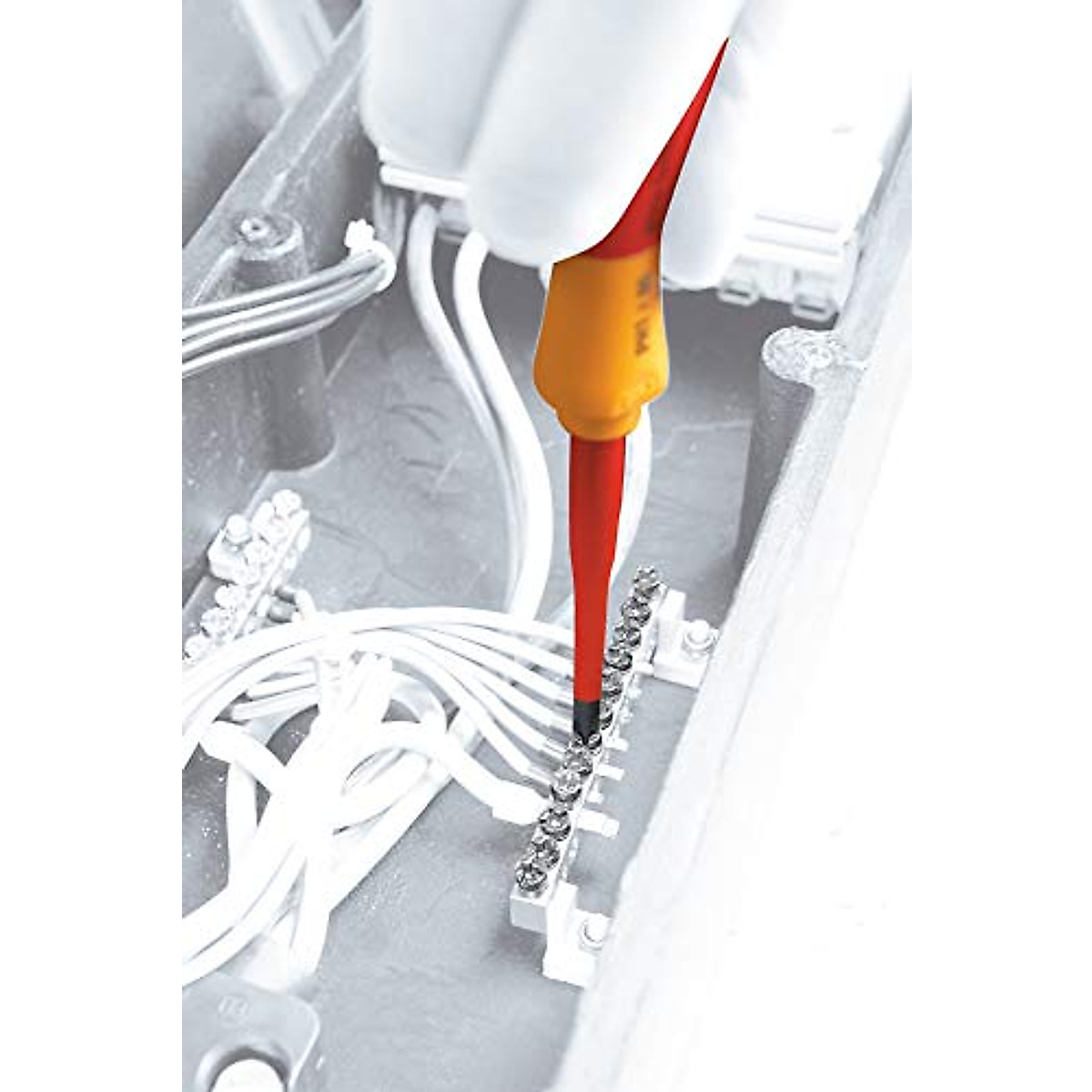 Wiha 28390 Insulated SlimLine Interchangeable Set Includes Handle with Pouch, 15-Piece