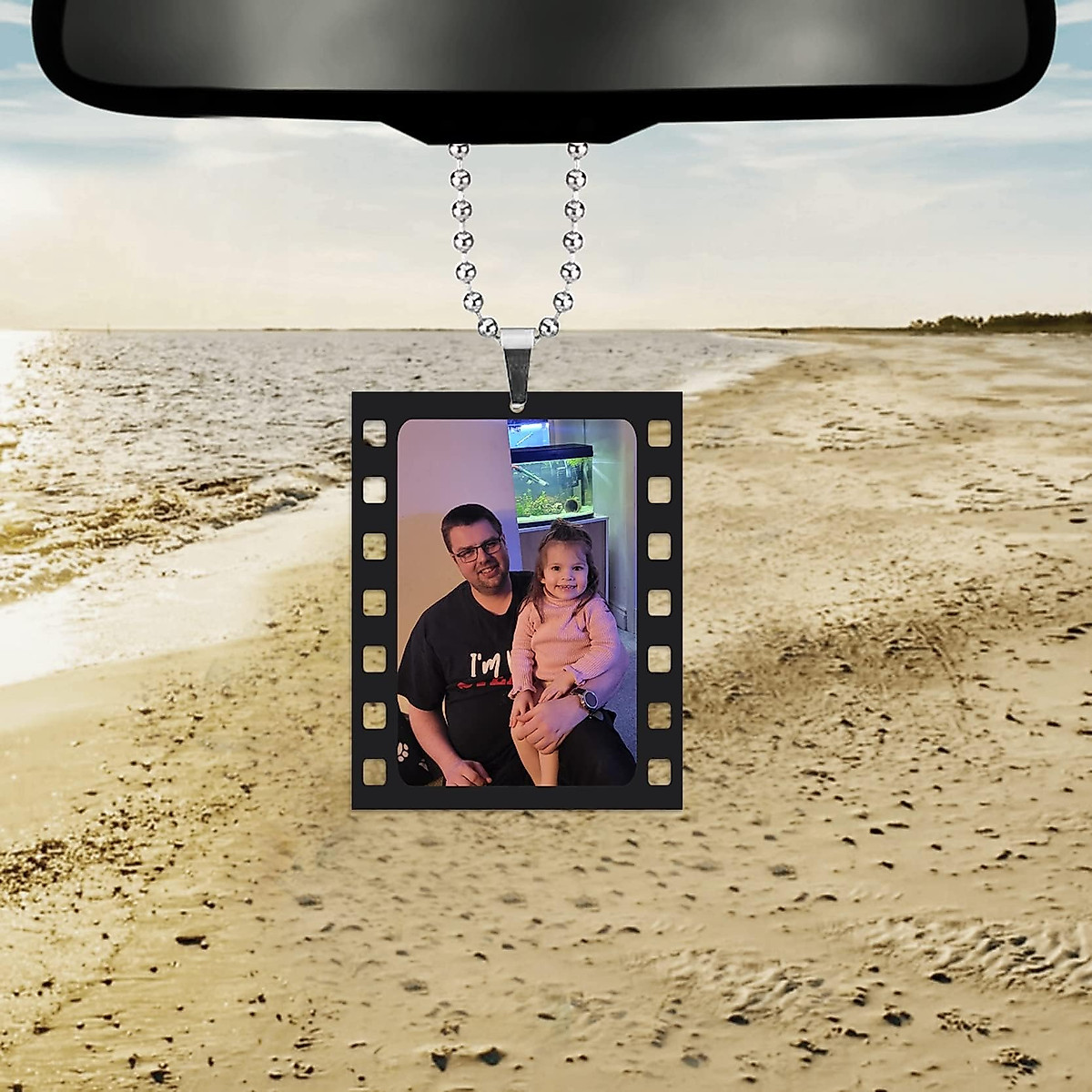 souleather Personalized Acrylic Memory Film Car Pendant, Ideal for Anniversary, Wedding, Birthday, Unisex, Circle, Handmade, Car Decoration