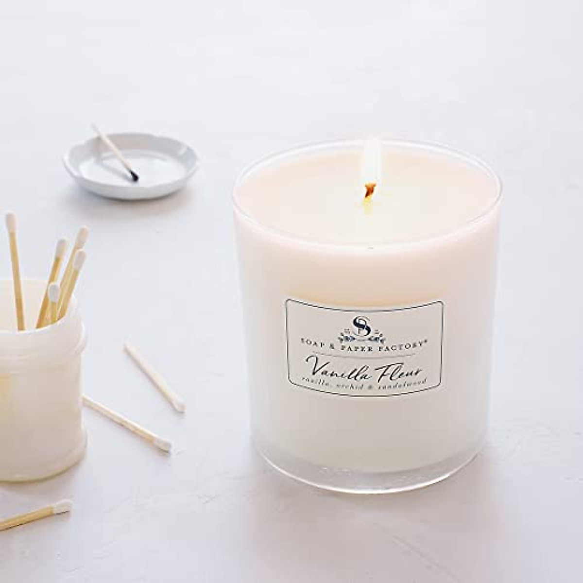 Soap & Paper Factory Vanilla Fleur 9.5 oz Large Soy Candle