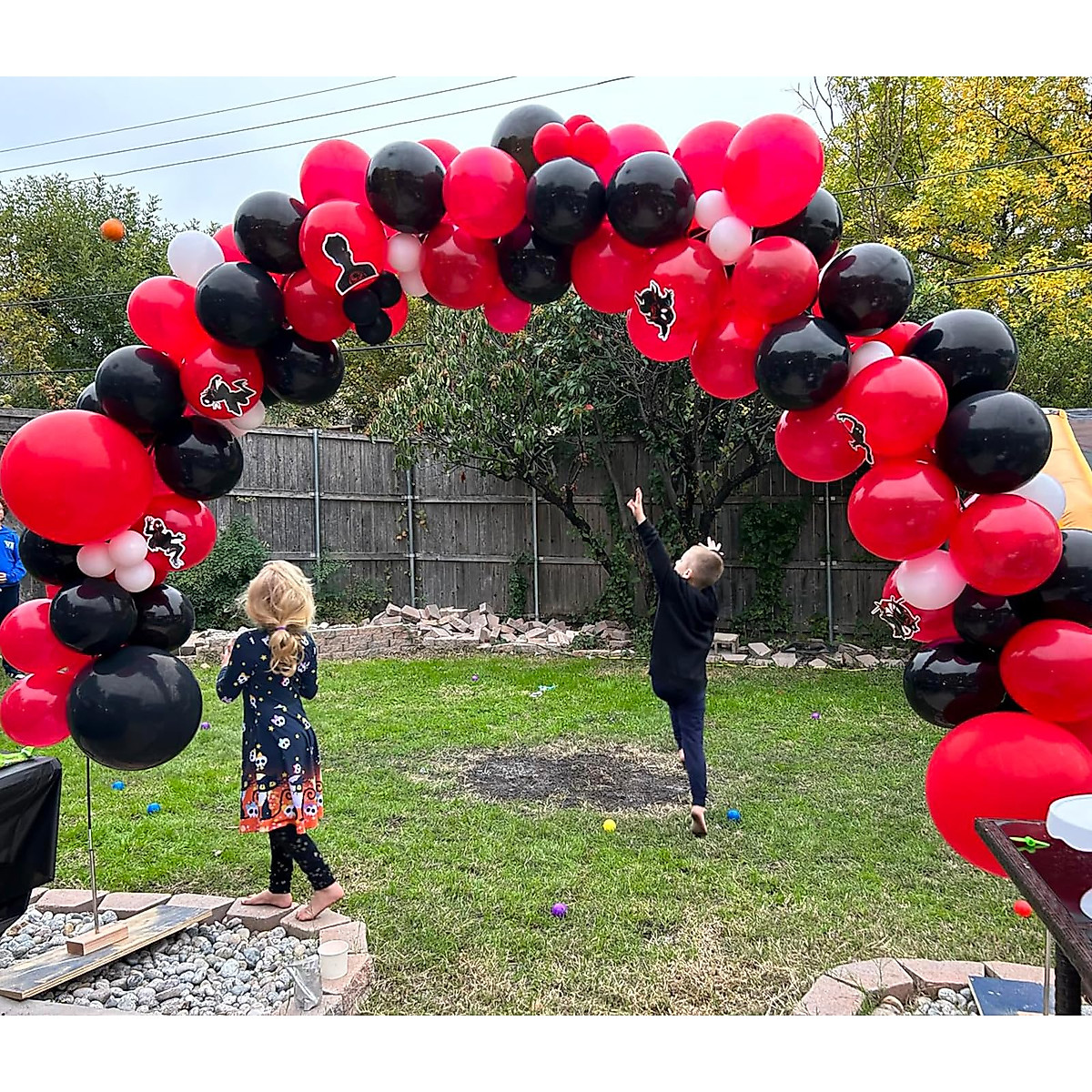 YAOWKY Red and Black Balloons Garland Arch Kit,115pcs Latex Black and Red Party Balloons Arch for Graduation, Baby Shower, Birthday, Wedding, BBQ Casino, Prom Party, New Years Eve Party Decorations