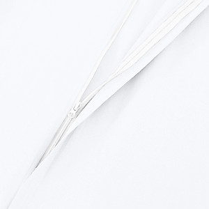 Amazon Basics Lightweight Microfiber 3 Piece Duvet Cover Set with Zipper Closure, King, Bright White, Solid