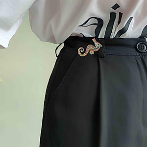 Lovely Sea Animal Lapel Pins for Women - Colorful Crystal Rhinestones Marine Animals as Starfish,Seahorse,Sea Turtle Brooch Pins with Gold Tone - Great for Wife,Sisters and Friends