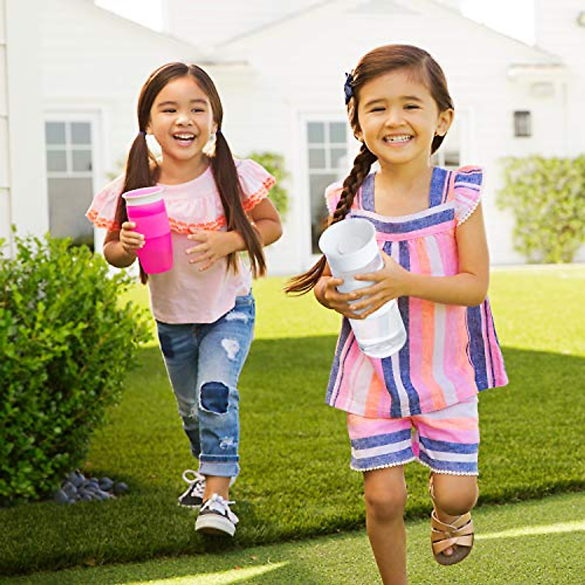 Munchkin® Miracle® 360 Cup Parent Pack, 24 Ounce Spill Proof Sippy Cups, Black and White, 2 Pack – Great for Toddlers, Big Kids or Adults