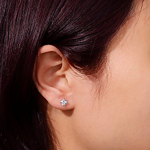 Amazon Essentials 14K Gold 1cttw Zirconia Square Stud Earrings (previously Amazon Collection)