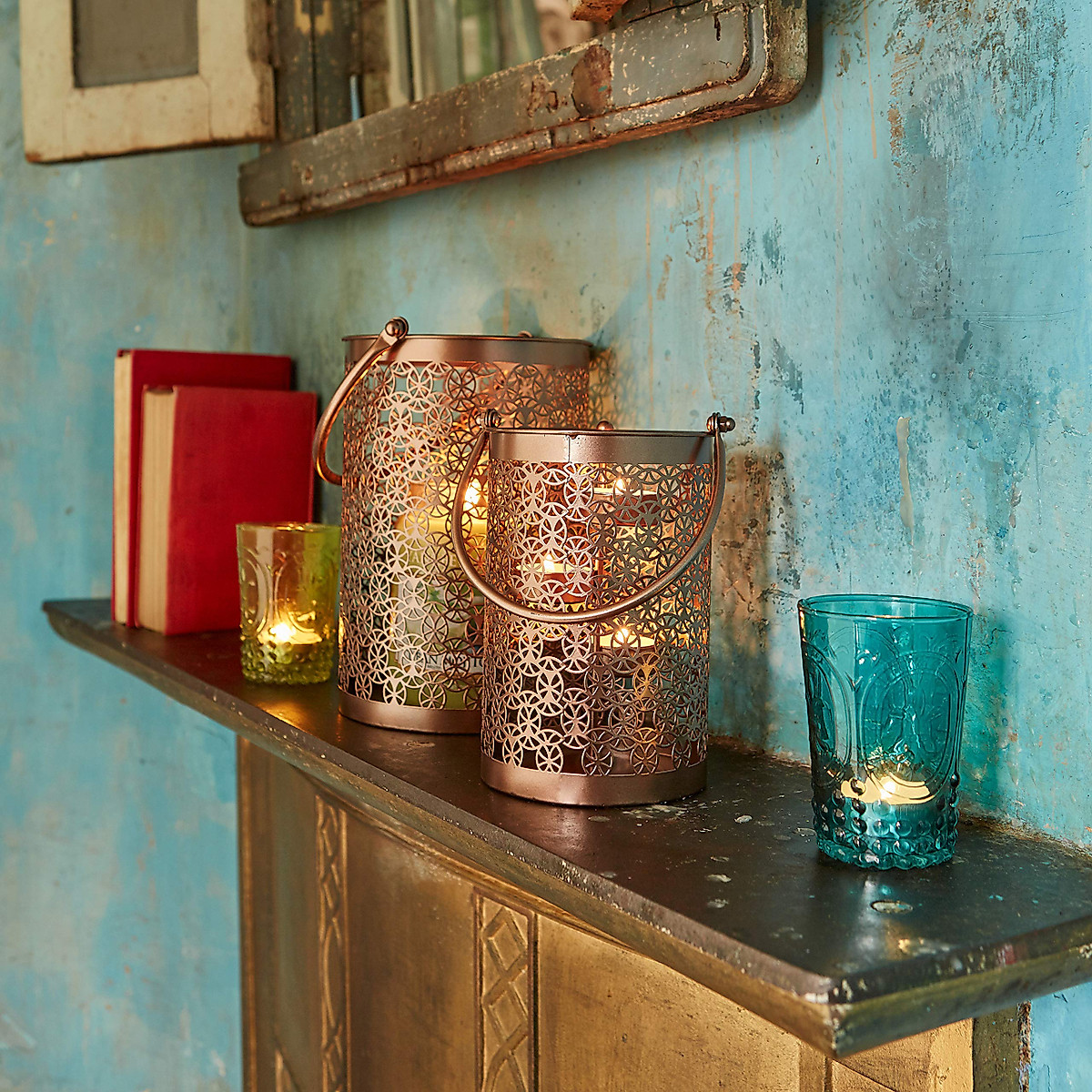 YANKEE CANDLE Sparkling Cinnamon Tealight Candles, Red