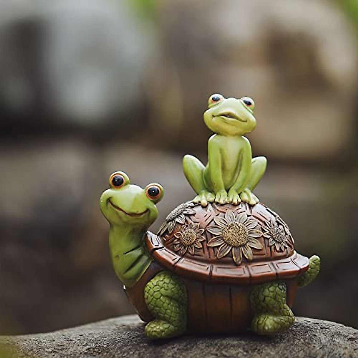 Wowvip Frog Garden Statues Decor Outdoor, Resin Couple Frogs Garden Animal Statue Waterproof, Outside Frog Figurines for Yard Patio Lawn Decorations