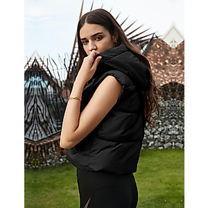 WEQULE Women's Cropped Puffer Vest Hooded Zip Up Winter Sleeveless Jacket lightweight Outwear Padded Gilet with Pockets(0001-Black-L)