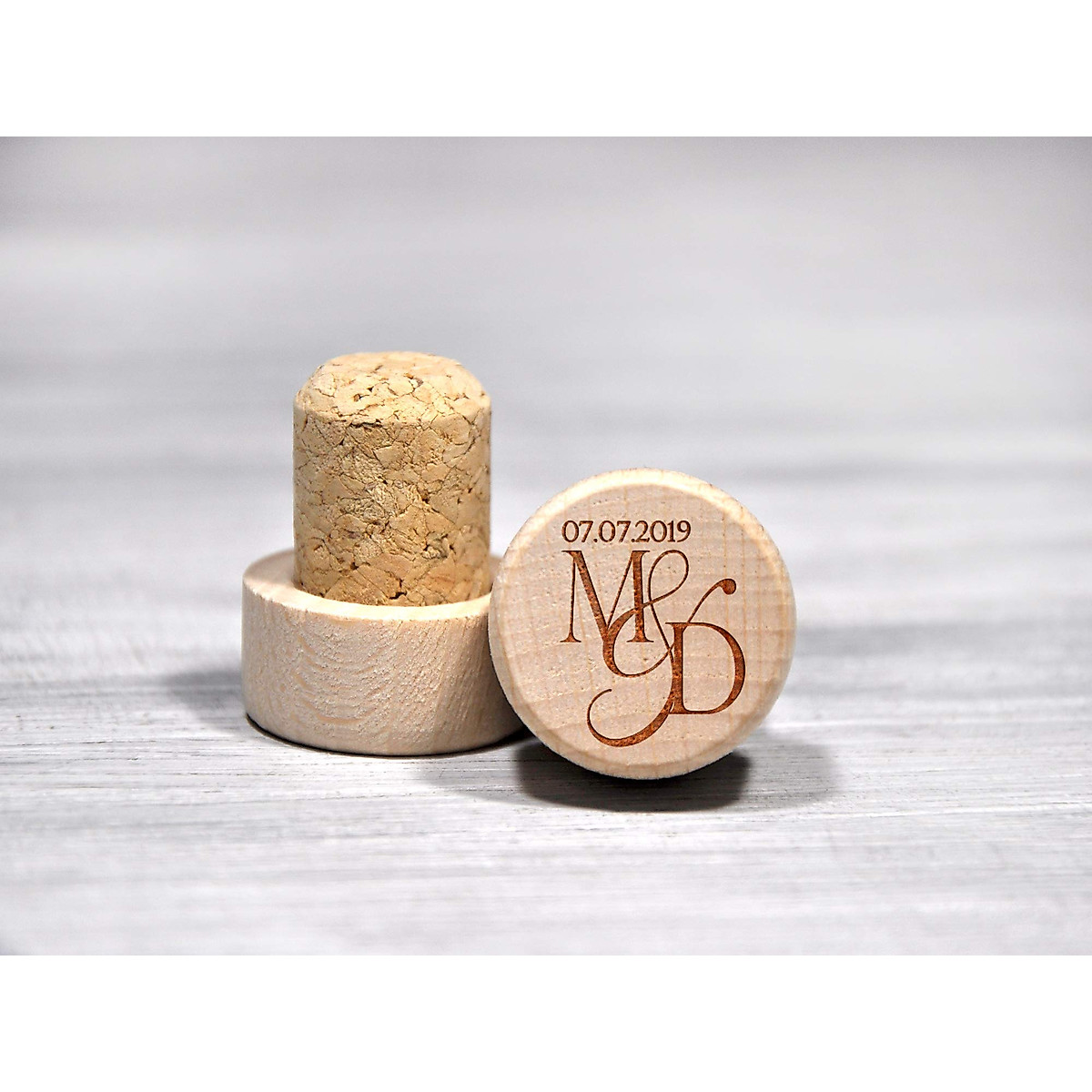 Custom Wine Stopper Personalized Party Favors Etched Wine Corks Housewarming Gift for Couple Engraved Wine Bottle Toppers Keepsake Gift Wine Gifts Personalized Wedding Gift Wine Stoppers Bulk