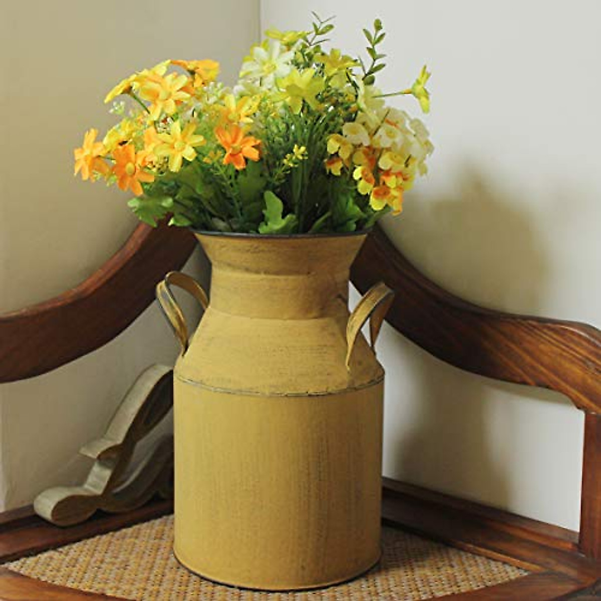CVHOMEDECO. Galvanized Metal Milk Can, Old Rustic Primitives Jug Vase for Home and Garden Décor. Rusty