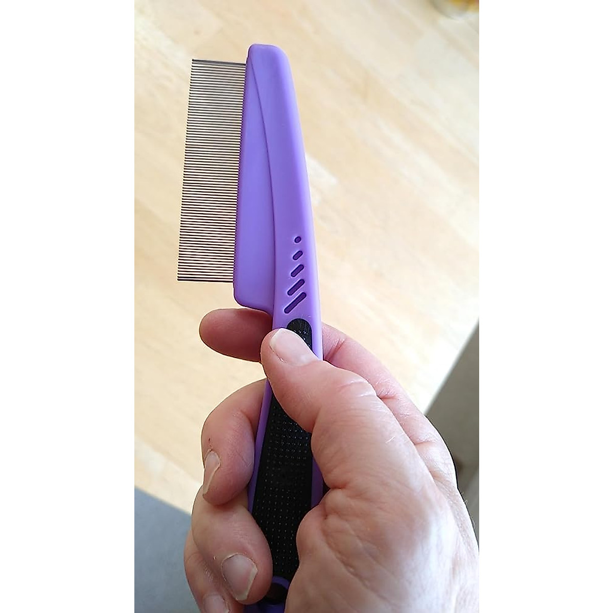 Yumflan Flea Comb with Rubber Handle, Flea and Tick Comb for Dogs & Cats, Fine Tooth Dog Comb for Grooming (Purple)
