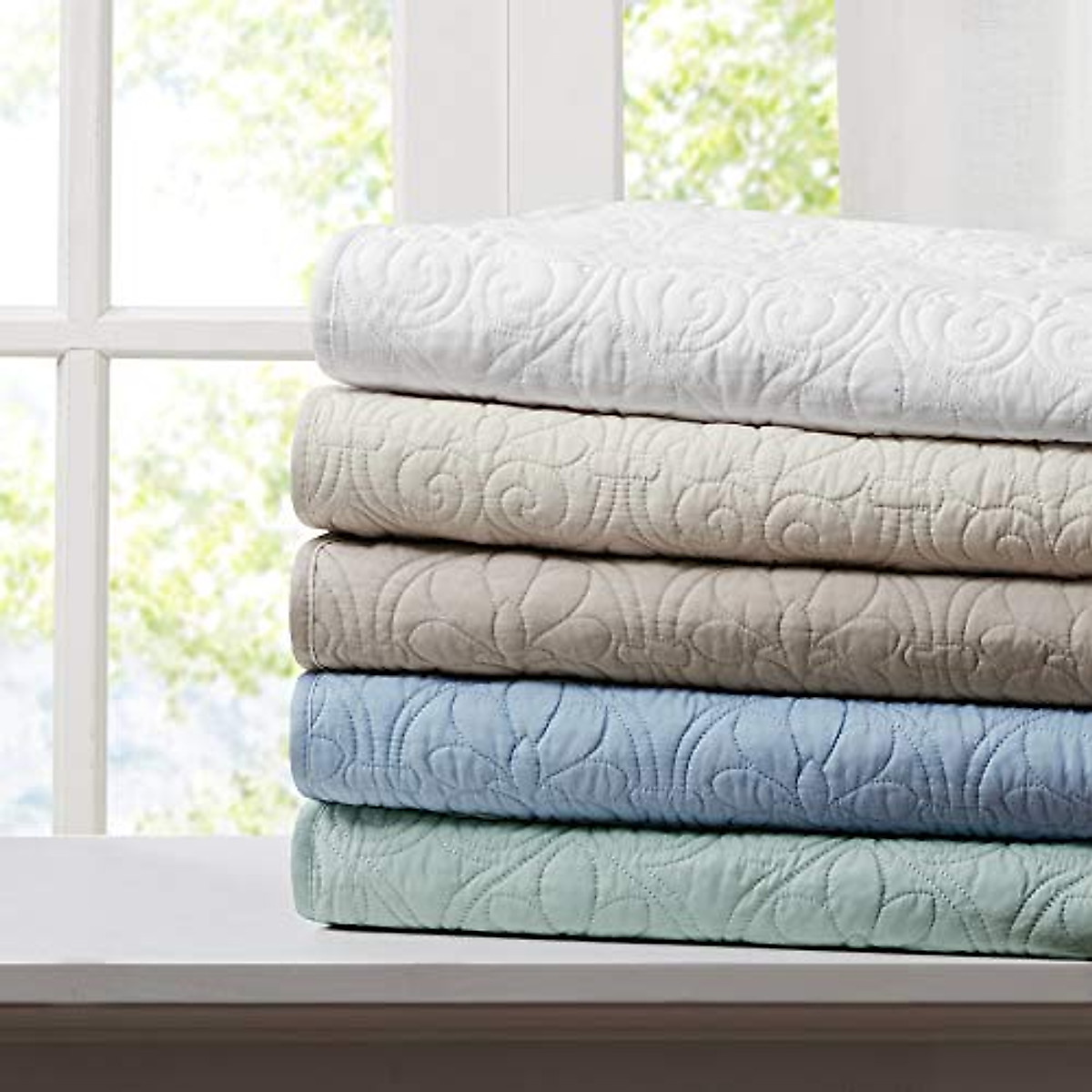 Madison Park Madison Park Luxe Quilted Throw Blanket - Damask Stitching Design, Cotton Filled Spread, Ultra Soft, Cozy Bedding for Living Room Couch, Sofa, Bed, 60x70", Piping Borders Khaki