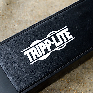 Tripp Lite PDUMV30HV PDU Metered 208V - 240V 30A 30 Outlet (PDUMV30HV)