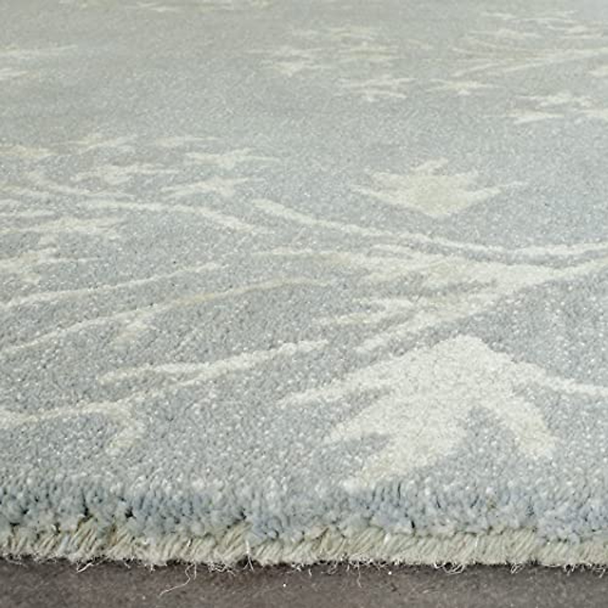 SAFAVIEH Bella Collection 8' x 10' Light Blue/Ivory BEL131A Handmade Premium Wool & Viscose Area Rug